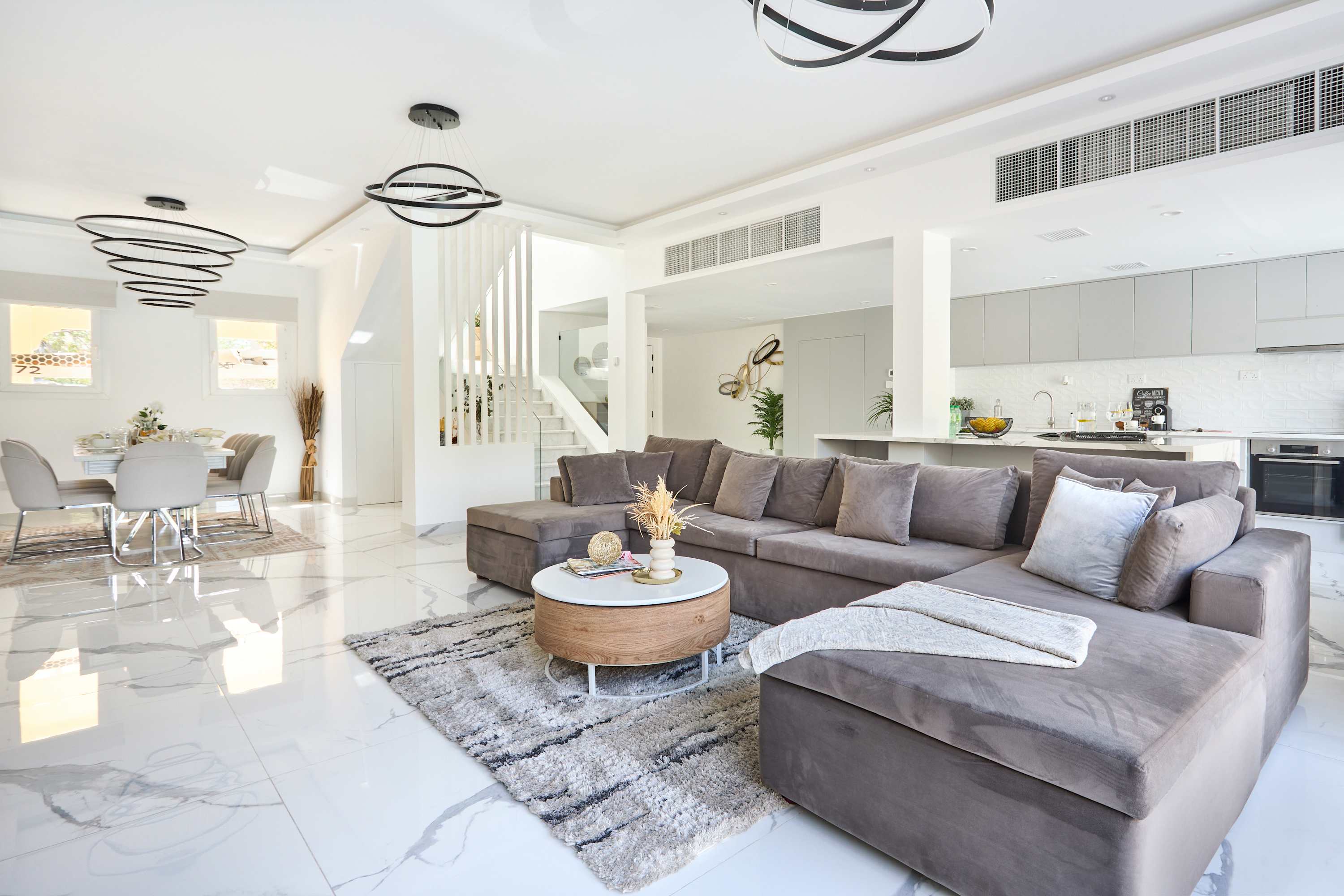 Frank Porter Booking Site