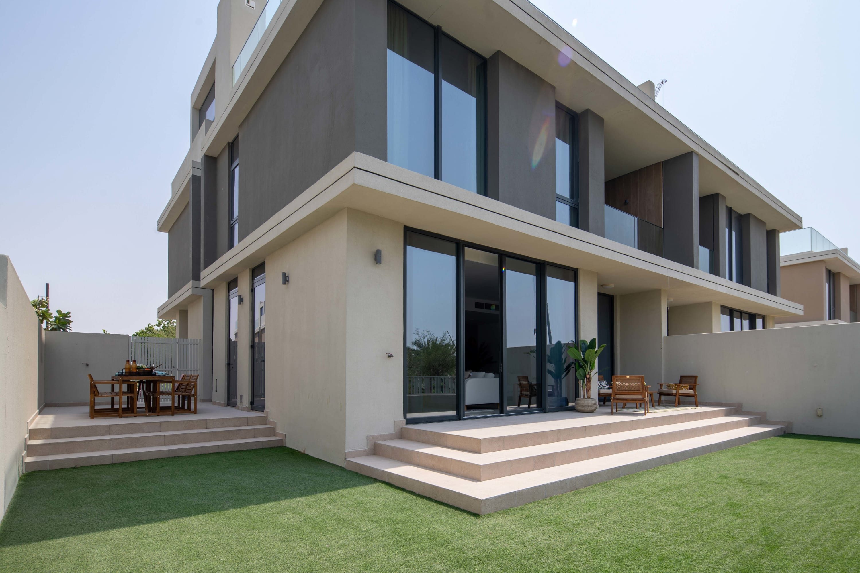 Frank Porter Booking Site